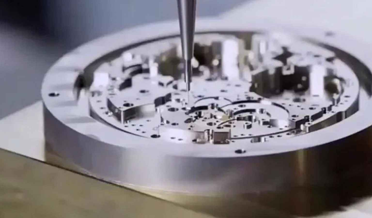 마이크로 CNC 가공 | CNCMO