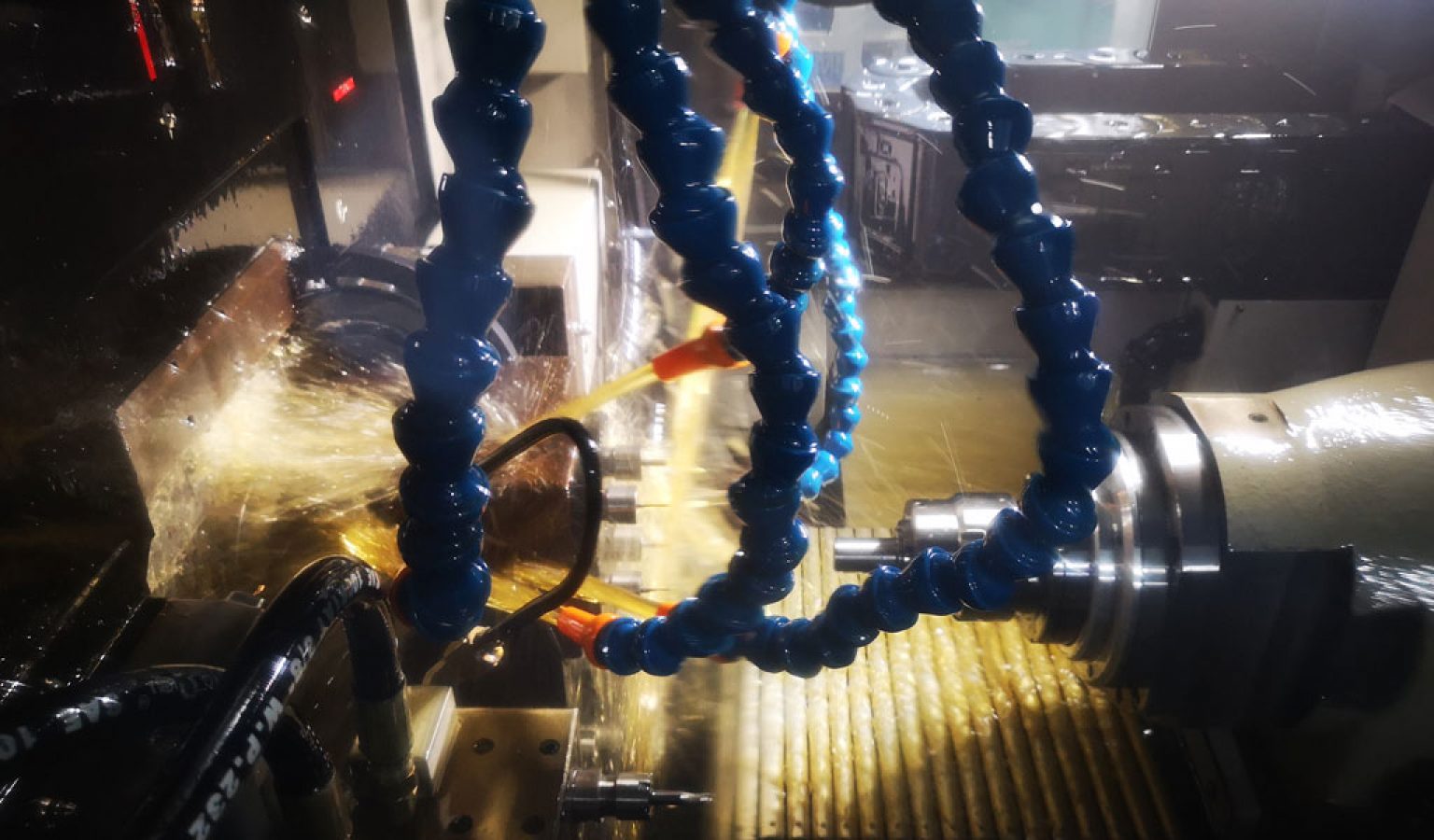 CNC 스위스 스크류 가공 전문가 | CNCMO